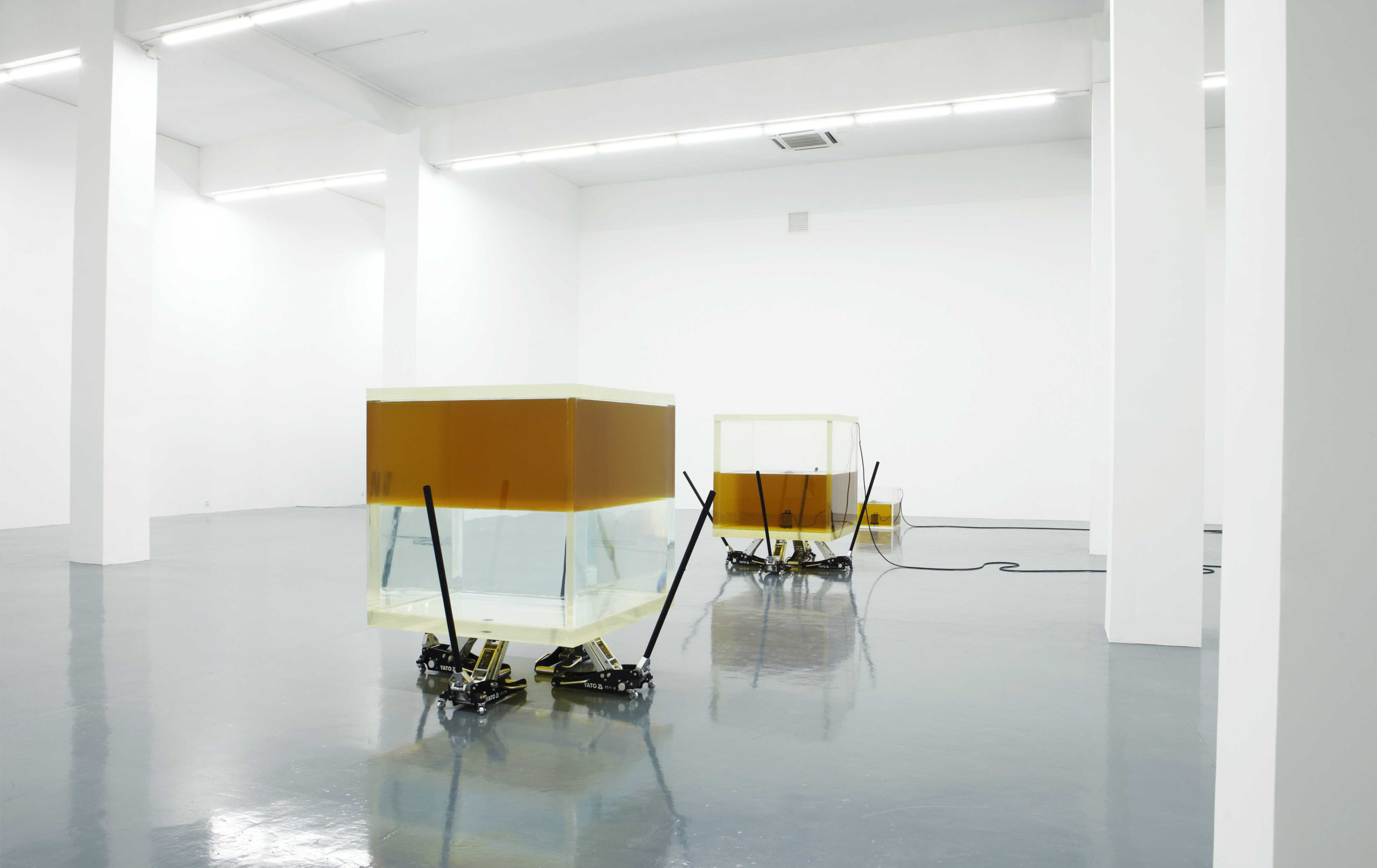 Ran Huang: Disruptive Desires, Tranquility, and The Loss of Lucidity – Long March Space